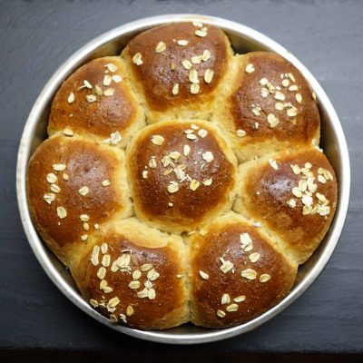 Toasted Oat Dinner Rolls – Brod & Taylor Australia